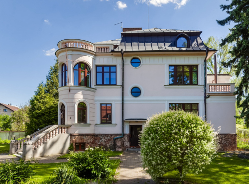 Luxury real estate in the Czech Republic and abroad - Sotheby’s Int. Realty